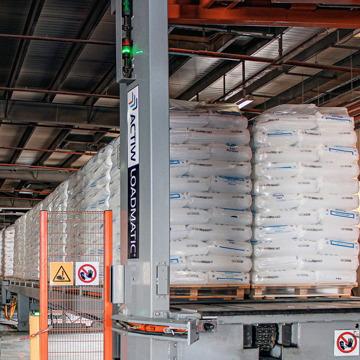 Hubstapler für Container - LoadMatic - Joloda Hydraroll - für Anhänger ...