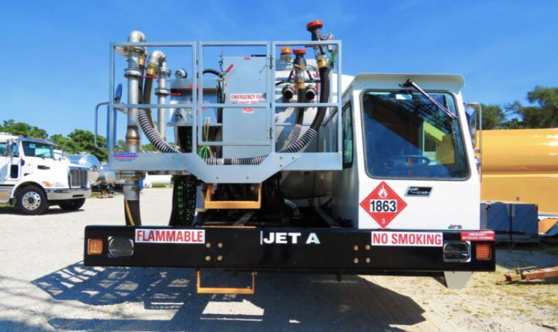 Camión cisterna autónomo - HV607 SBA - GARSITE - con cesta / para avión