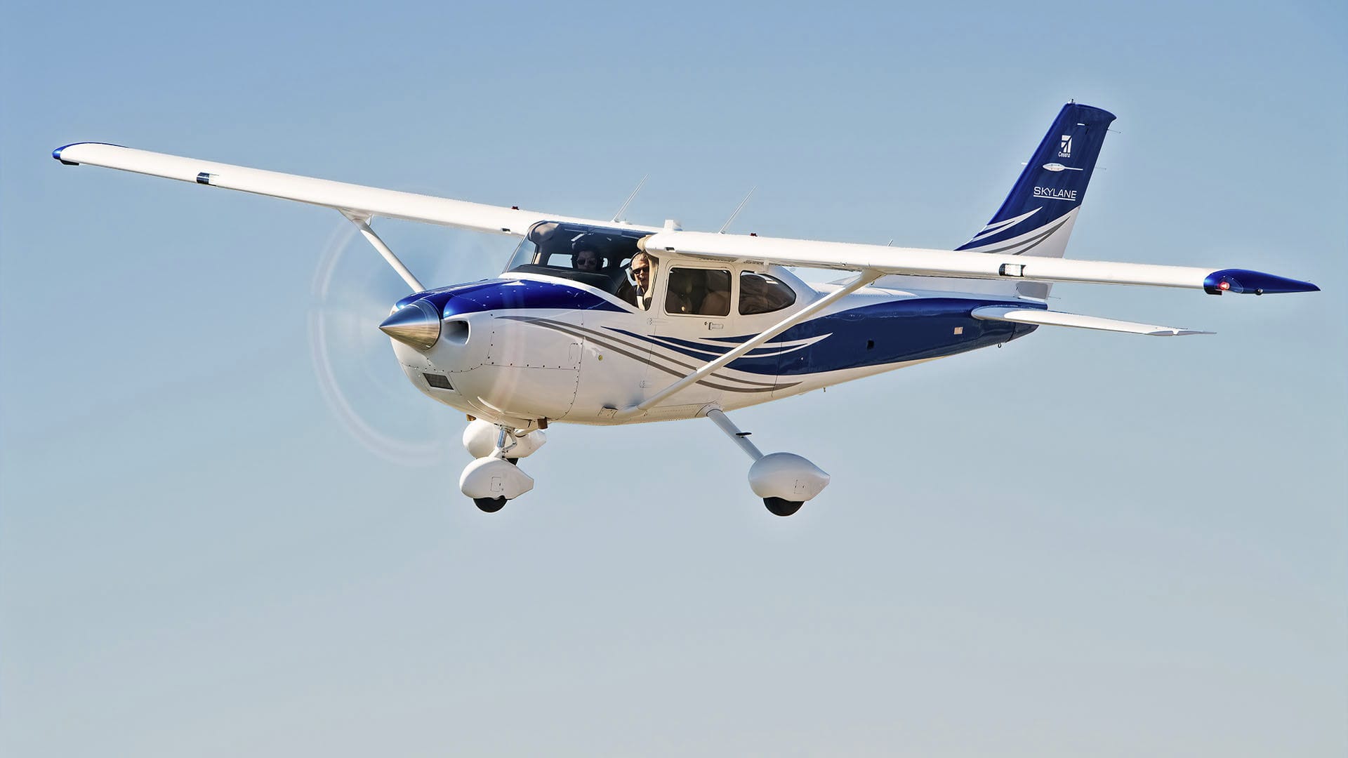 Avion Occasion 4 Places