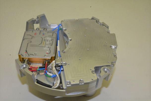 Sistema de enlace de datos para avión - TCDL - CAES