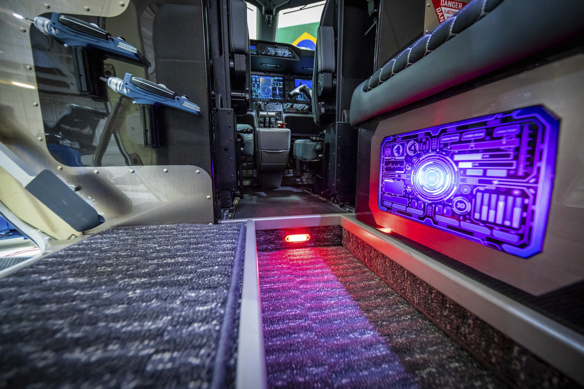 Lampe pour cabine d'avion - L12 series - AIRCRAFT LIGHTING ...