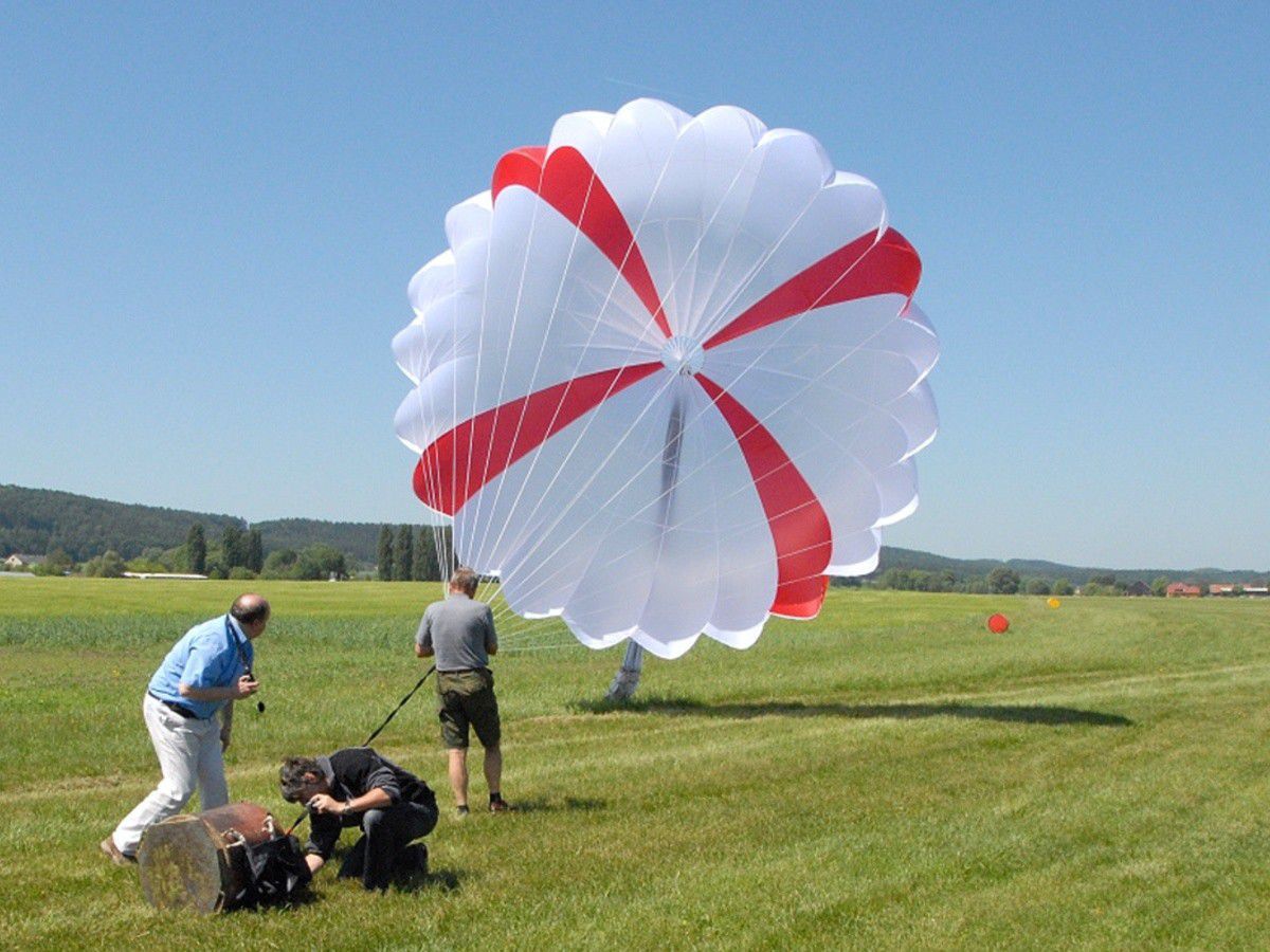 Parachute pour ULM - Magnum 250 - Stratos 07 s.r.o. - d'urgence
