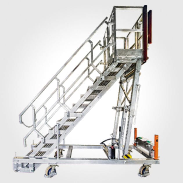 Escalier d'accès - ALTEC Aluminium Technik GmbH - mobile / pour avion ...