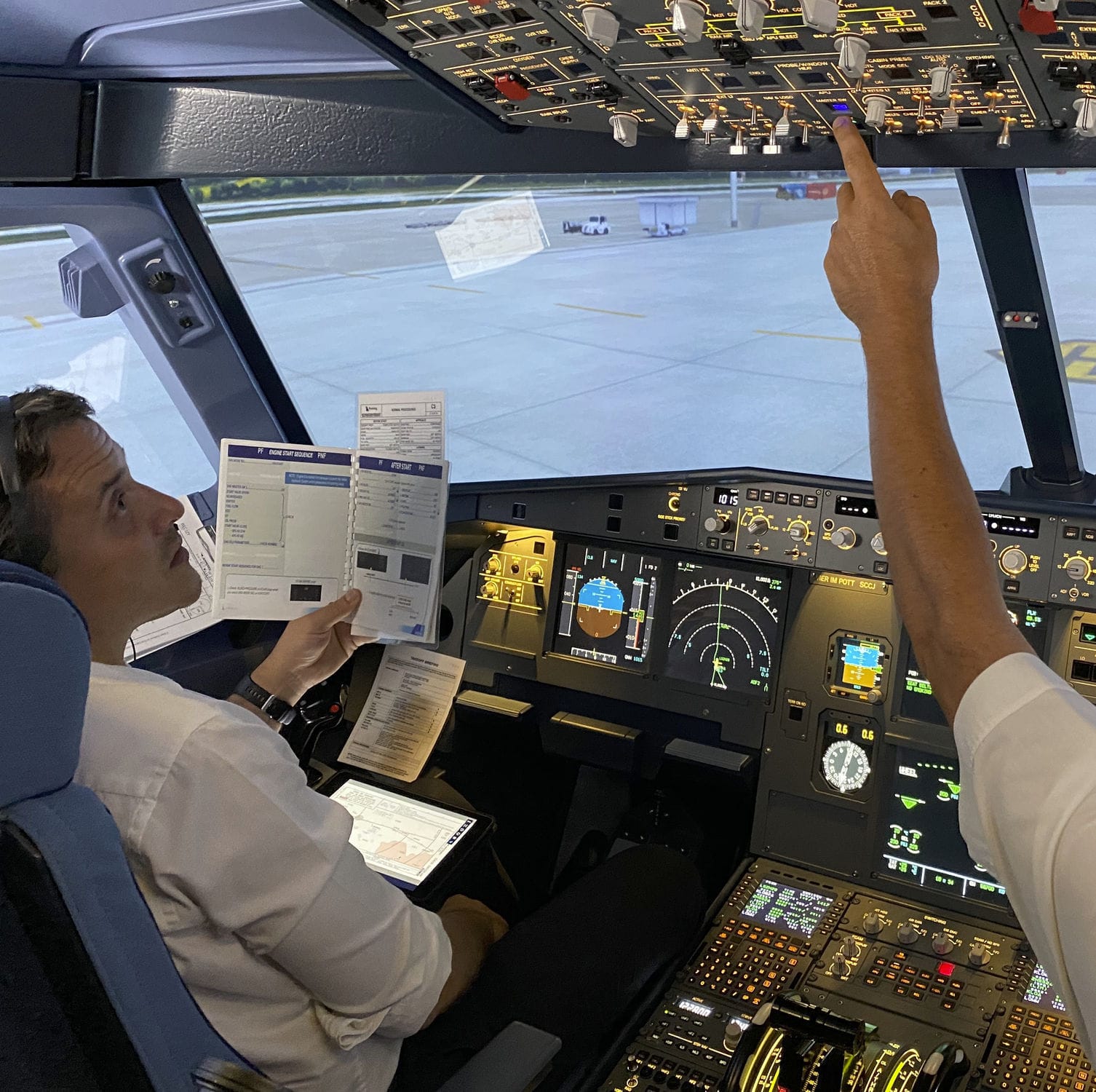 Simulateur d'avion - FTD 1 - Aviatify - d'entraînement / à cockpit ...