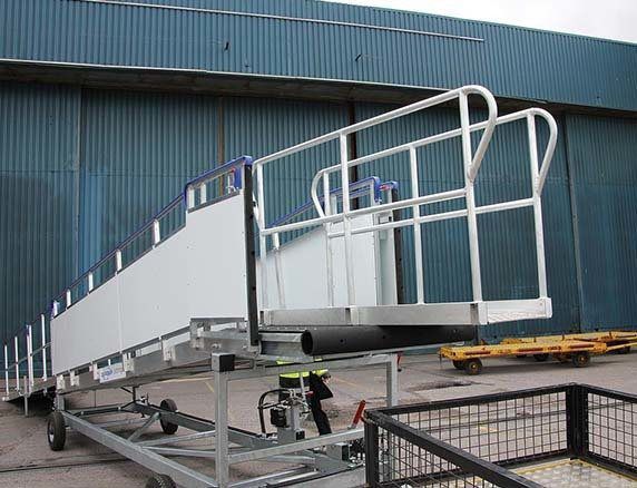 Boarding stairs - LITE - AVIRAMP - mobile / towed / for aircraft