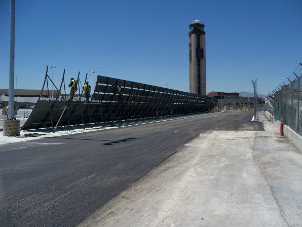 Steel jet blast deflector / for airports - BLAST DEFLECTORS, INC.