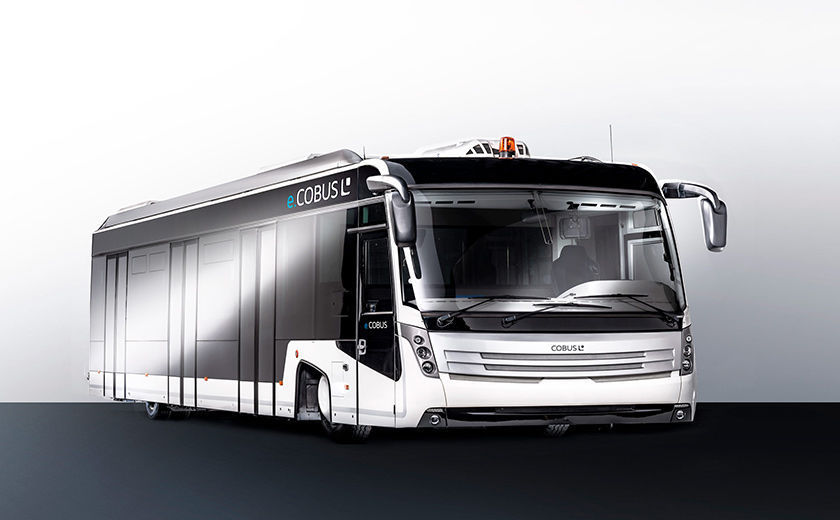 Airport apron bus - E. 3000 - COBUS INDUSTRIES GMBH - 110 Pers ...