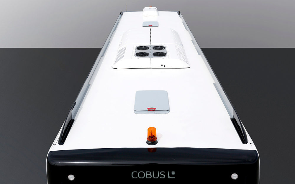 Airport apron bus - COBUS 2700 - COBUS INDUSTRIES GMBH - 96 Pers ...