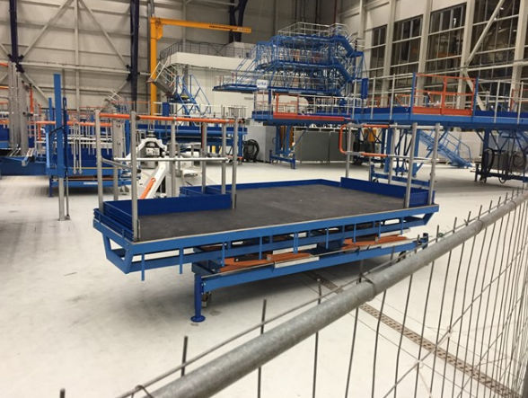 Fuselage access platform - NIJL AIRCRAFT DOCKING B.V. - movable / fixed
