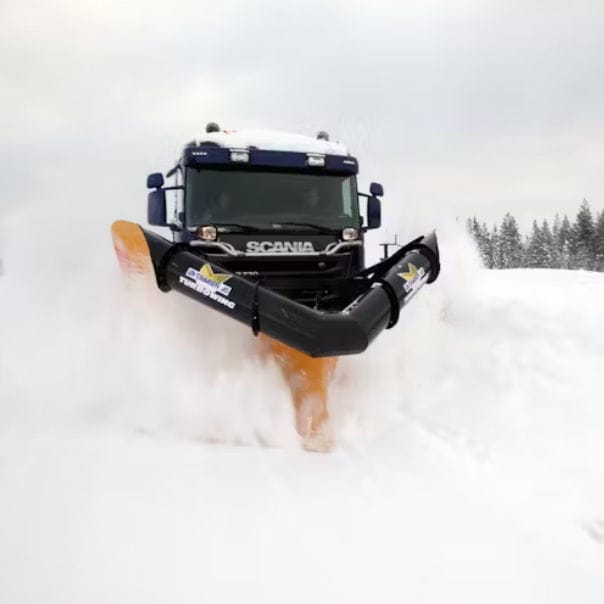Airport runway snow plow - L 275 E - ØVERAASEN AS - with tilting blade