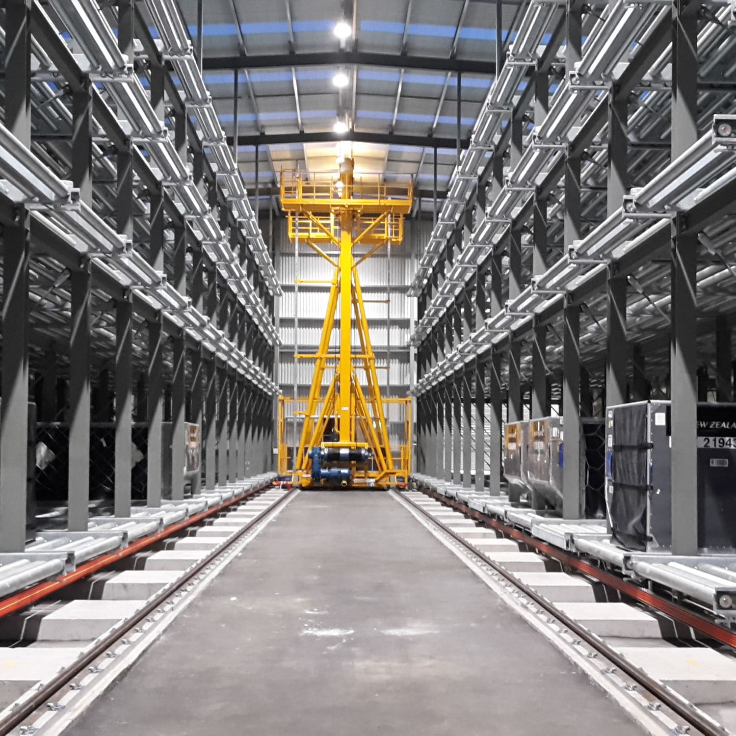 Elevating transfer vehicle - Elevating Transfer Vehicle - SACO AIRPORT ...