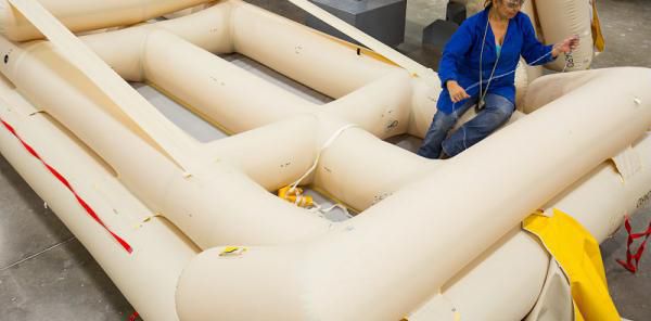 Aircraft evacuation slide - Safran Aerosystems - single-lane