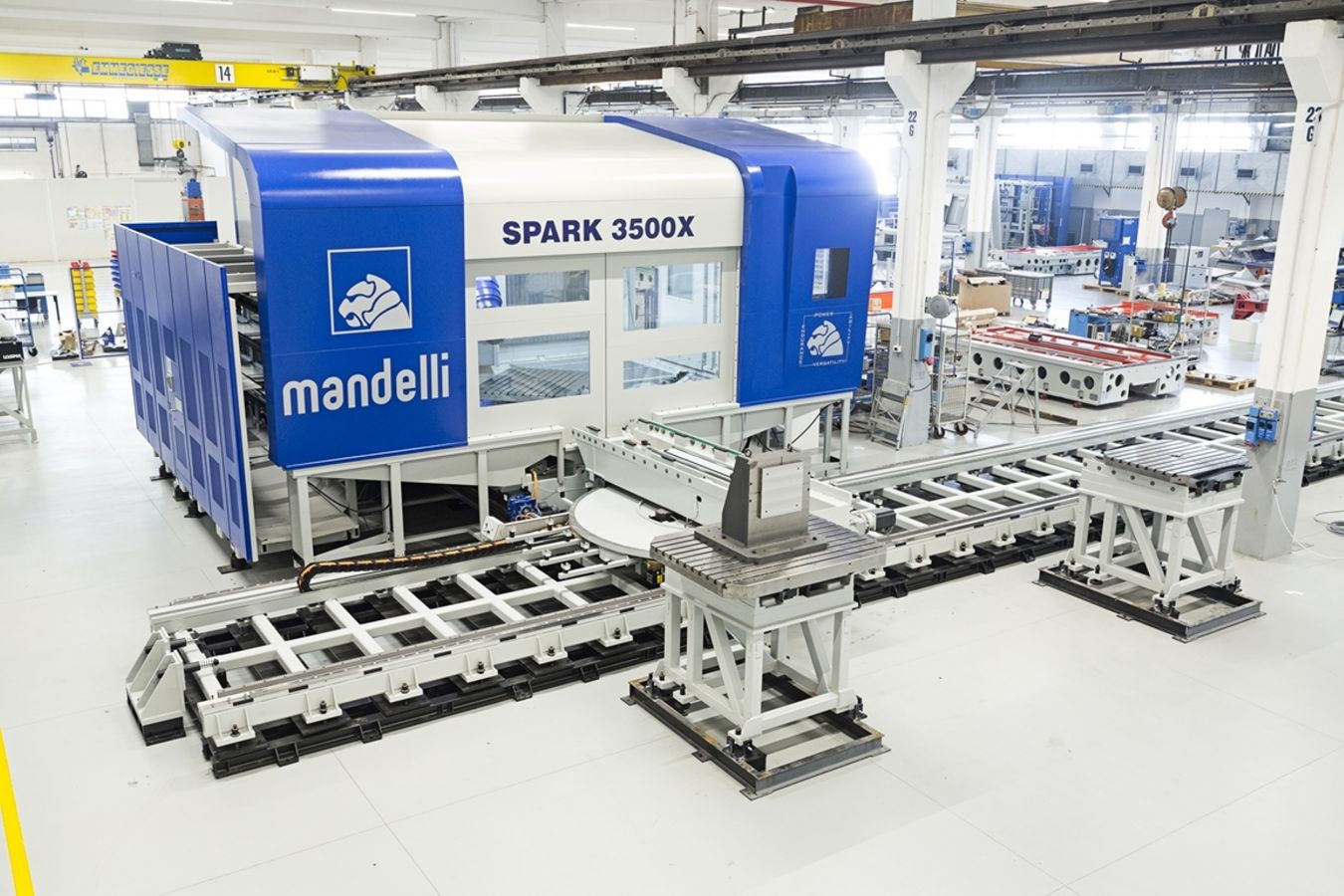 5-axis machining center - SPARK X 3500 - MANDELLI SISTEMI SPA ...