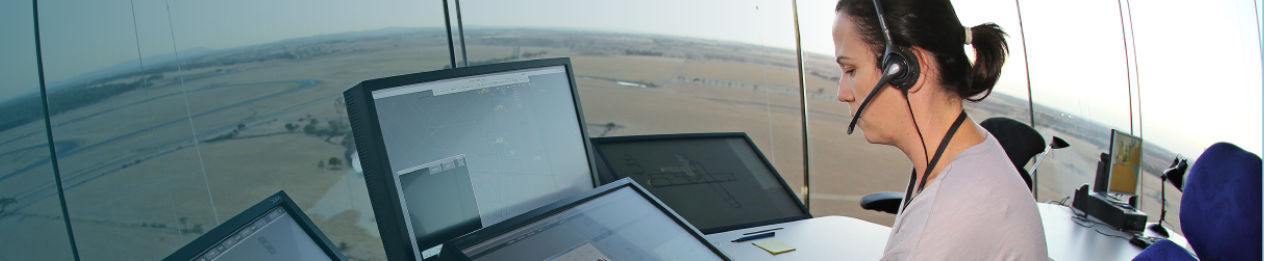 Aircraft flight data recorder - INDRA