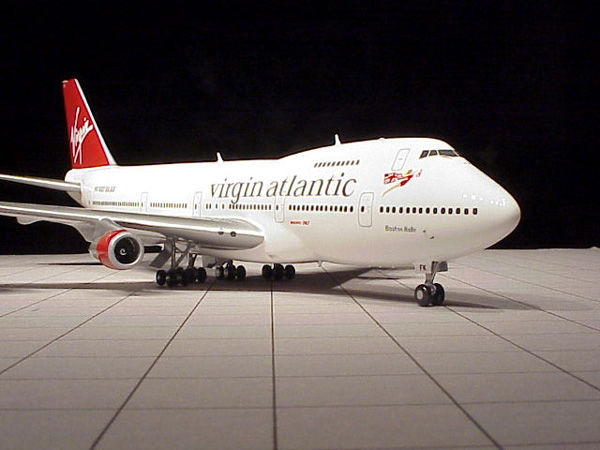 Airplane model - Boeing 747s - Bader models