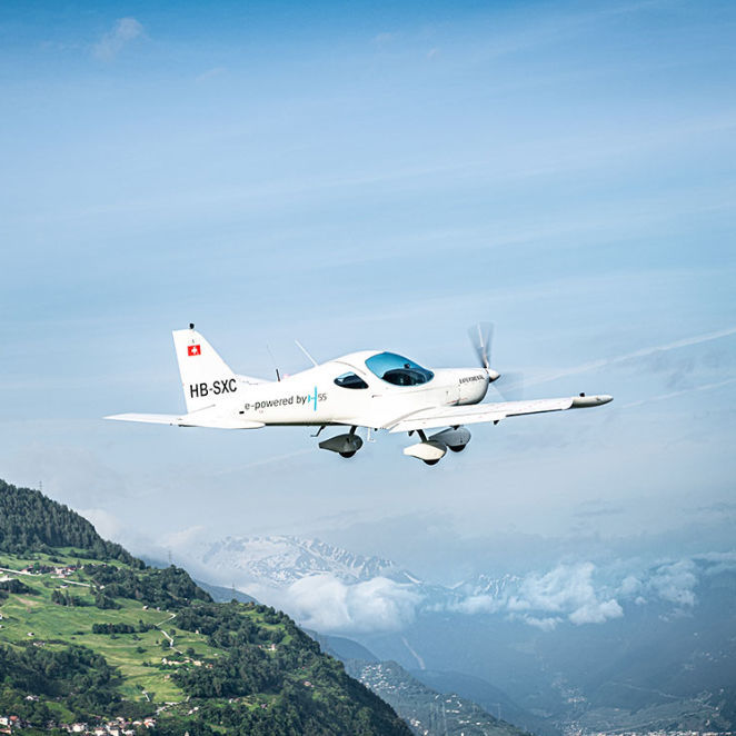 Instructional aircraft - ENERGIC - BRM AERO, s.r.o. - tourist / single ...