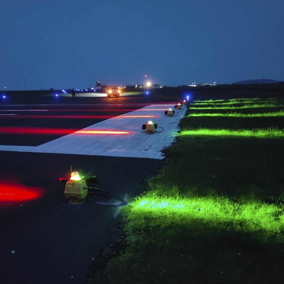 Medium-intensity light - SP-401S - S4GA - runway / for airport runway / LED