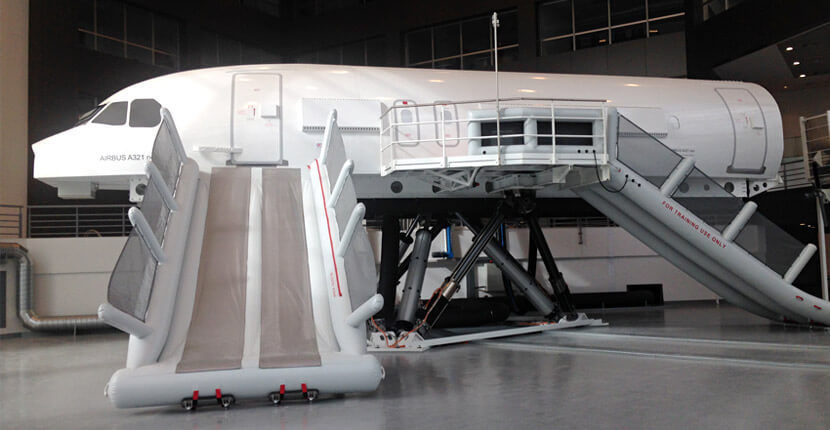 Aircraft simulation cabin - CEET - TFC Flugbetrieb und Technik ...
