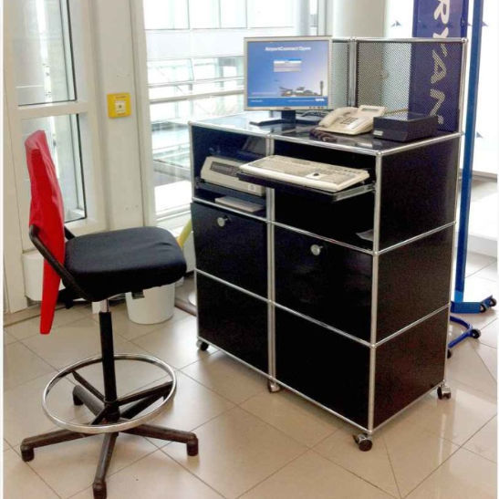 Boarding counter - 6/8 - USM Airportsystems AG - for airport