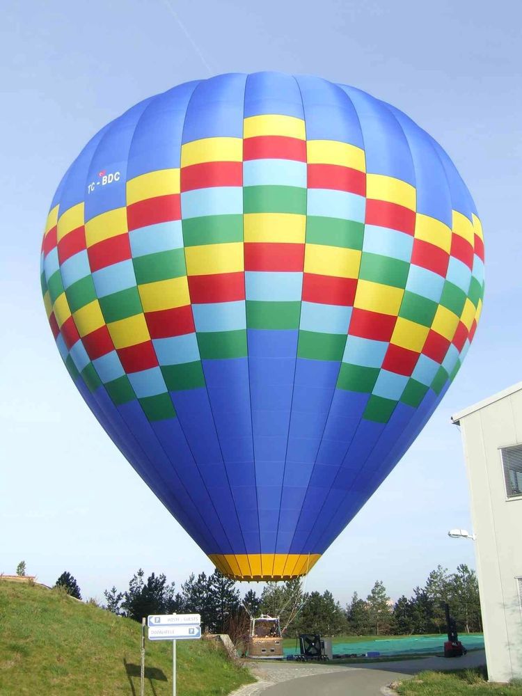 Tourism balloon envelope - Model P - Kubicek Balloons