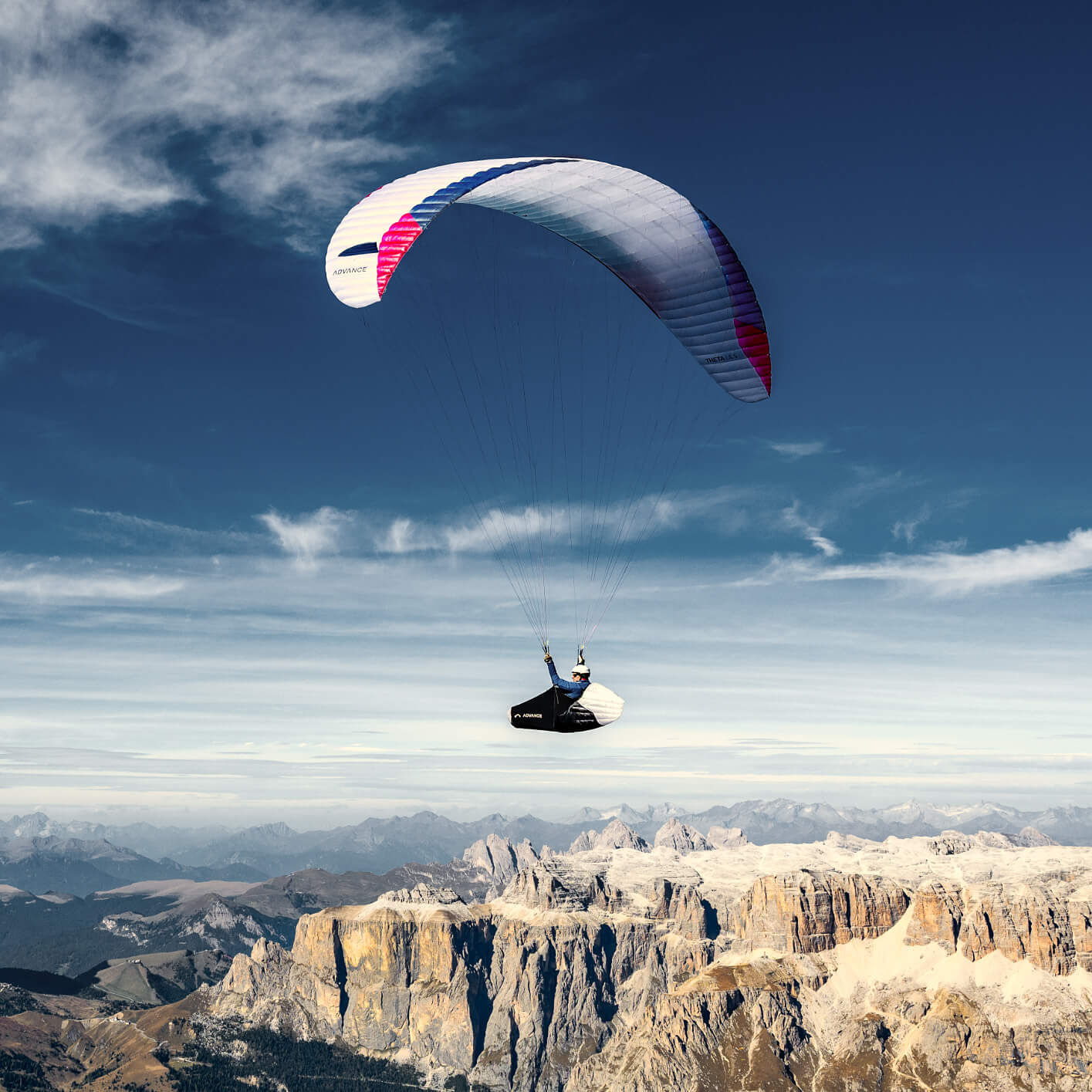 Performance paraglider - THETA ULS - ADVANCE Thun AG - intermediate ...