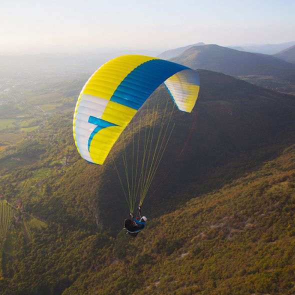 Beginner paraglider - KNIGHT 2 - Triple Seven Gliders - performance ...