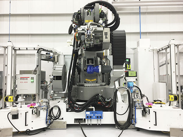 Robotic assembly machine - Power RACe - Broetje-Automation - riveting ...