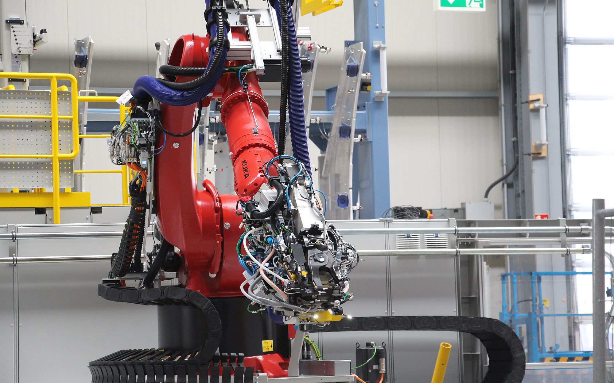 Robotic assembly machine - FRAC - Broetje-Automation - automatic ...