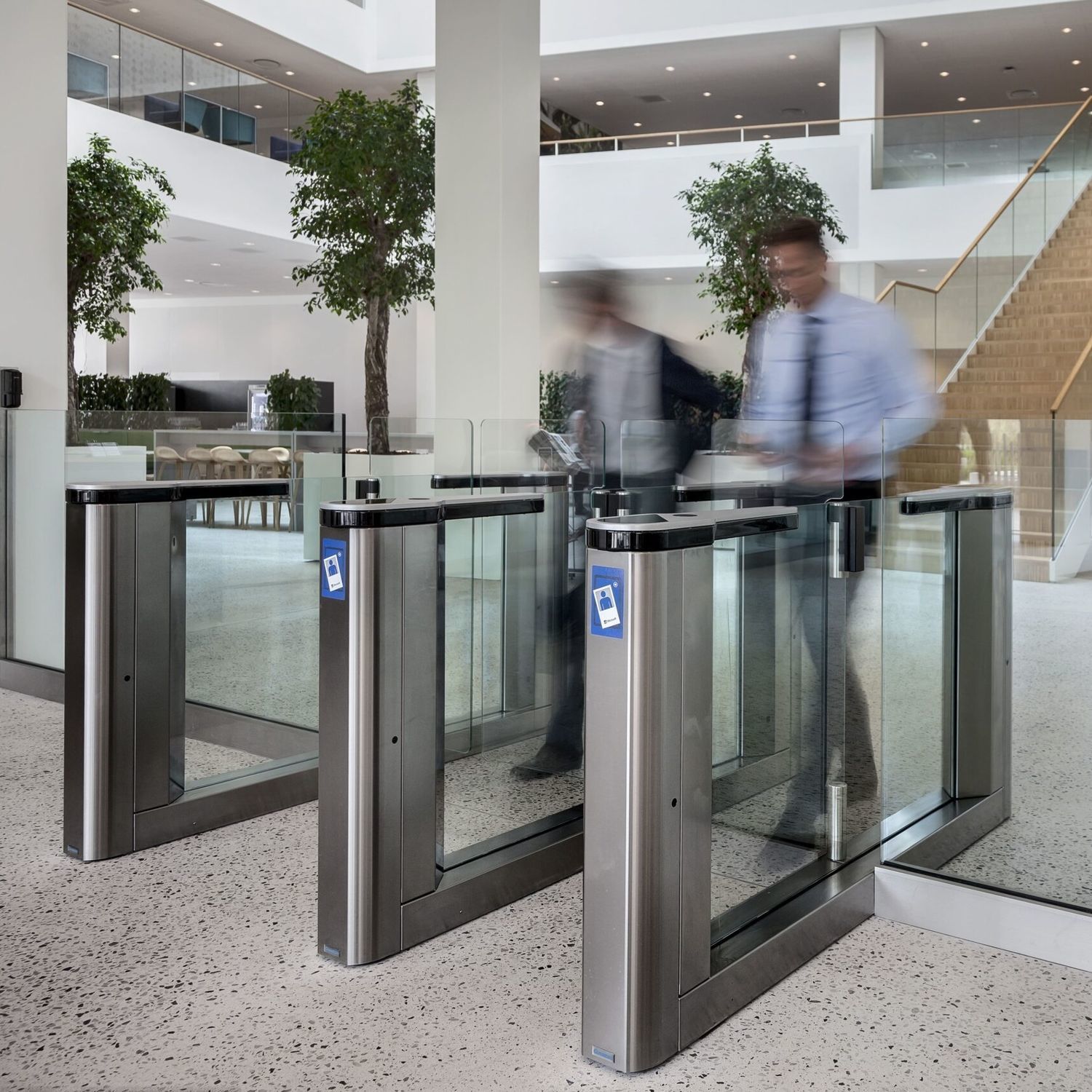 Speedgate with card reader - SpeedStile FL series - Gunnebo Entrance ...