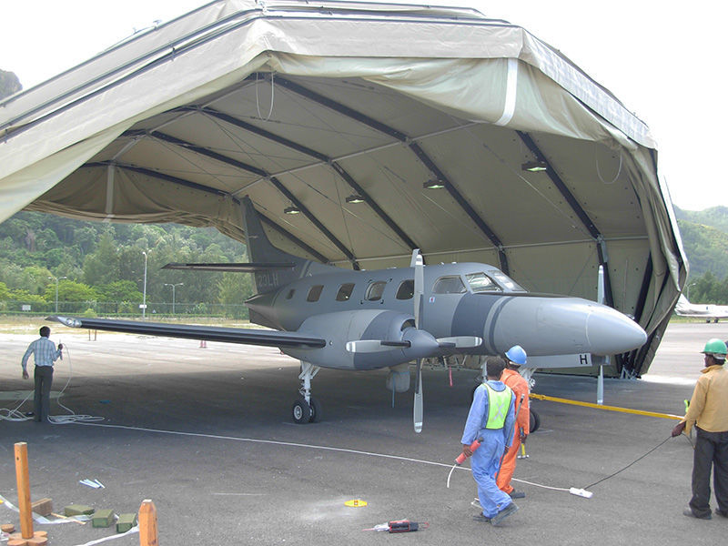 Aircraft hangar - CAE - RUBB BUILDINGS LTD - temporary / for airport