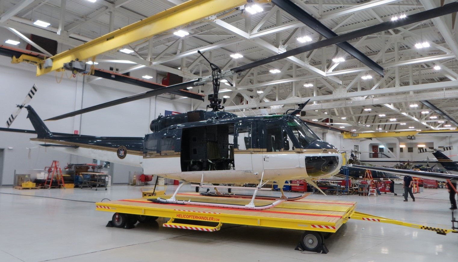 Helicopter transporter - SUPER XL - Main Line Helicopter LLC - for airport