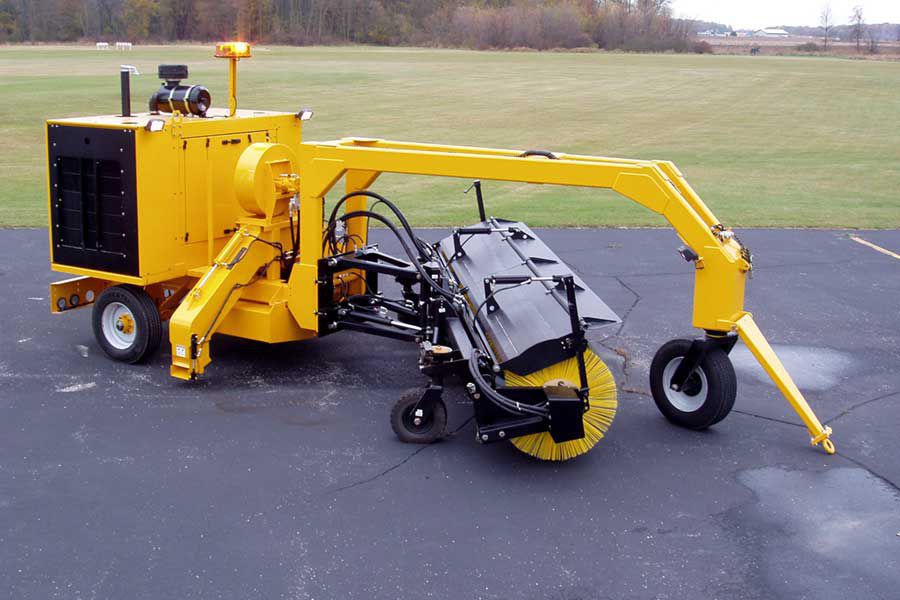 Airport runway sweeper brush - 3600 TOWGA - M-B Companies, Inc.