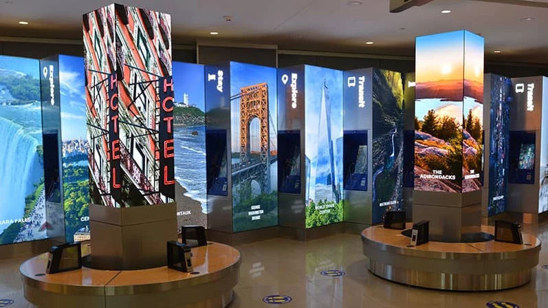 Airport flight information display system - Curbside Pylon - Parabit ...