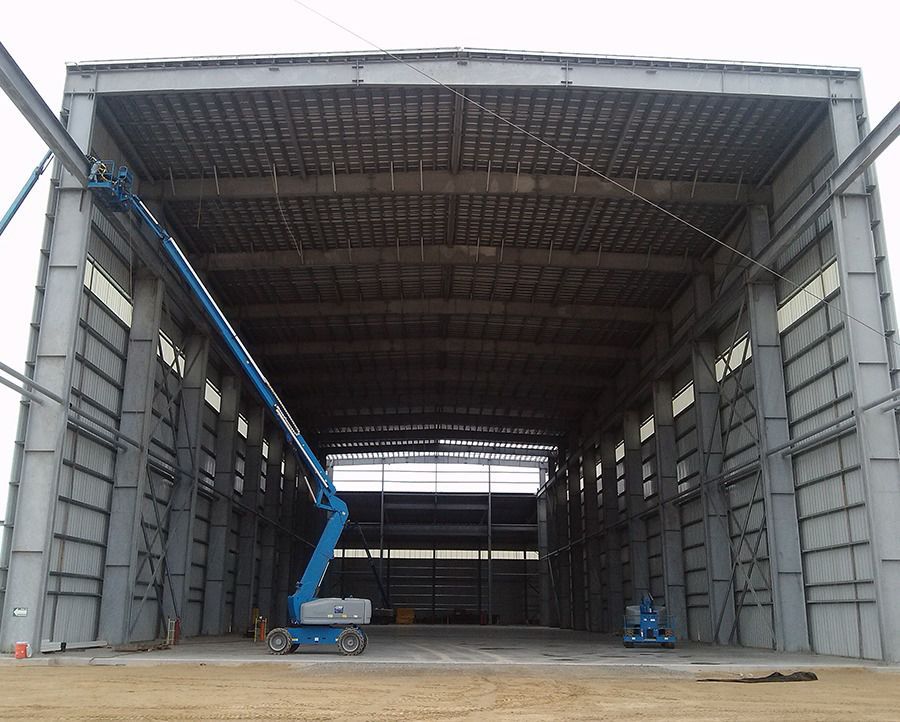 Aircraft hangar - Heavy Structures - open / for airport