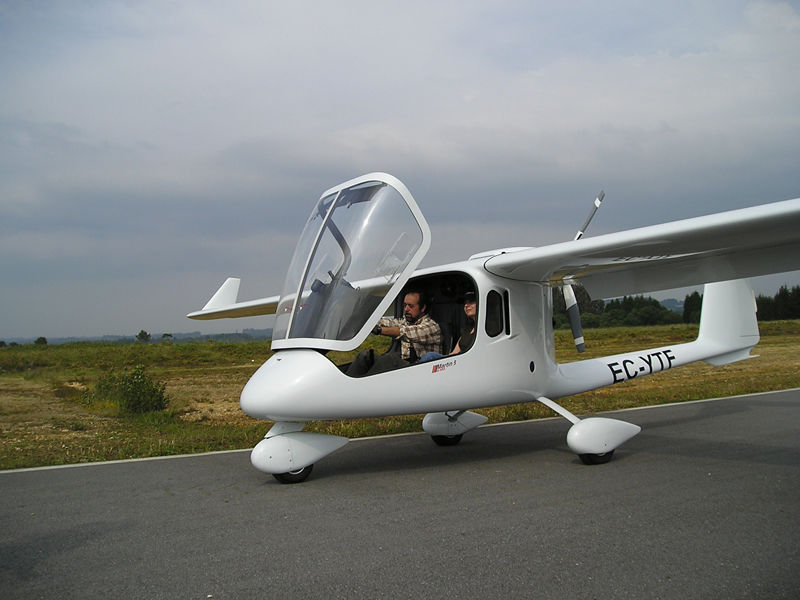 2-person ULM aircraft - Martin 3 S100 - Colyaer SL - 4-stroke engine ...