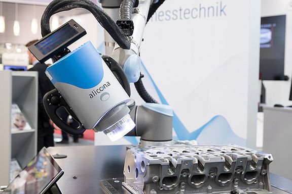 Optical coordinate measuring machine - CompactCobot - ALICONA SARL ...