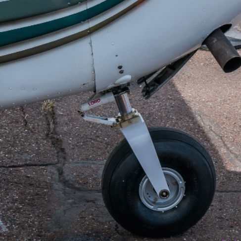 Light aircraft landing gear - PA32-206LA - Airglas