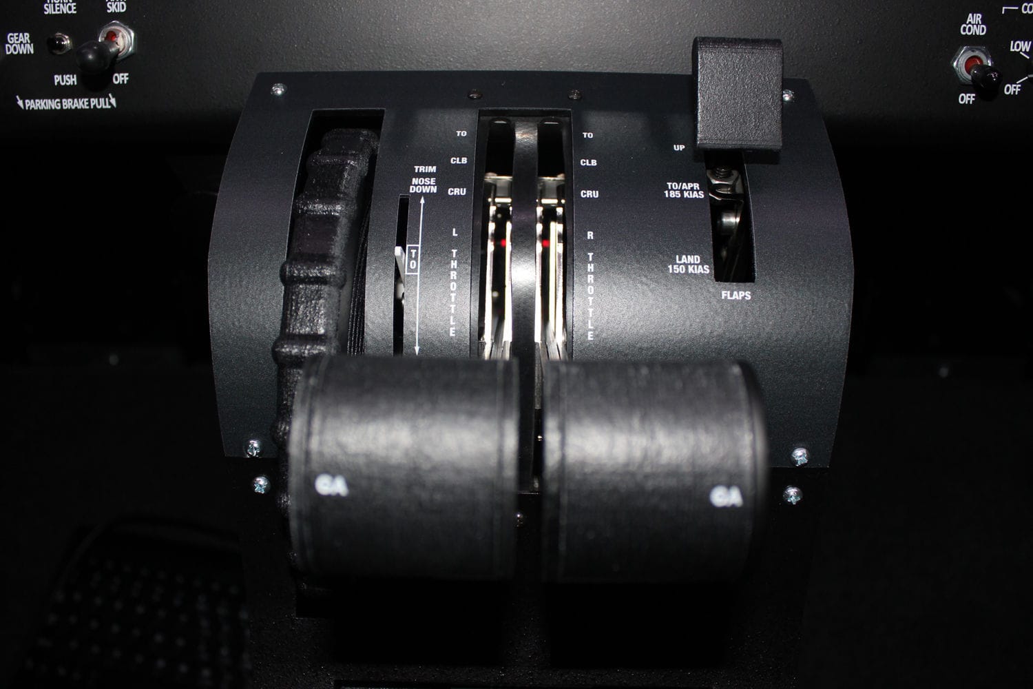 Flight simulator - AMS - Redbird Flight Simulations - training / with ...