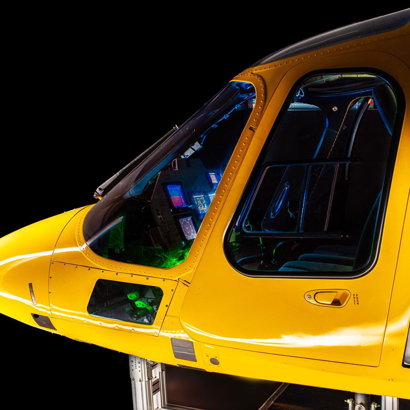 Flight simulator - FNPT II AW109-SP - MAESTRALE S.r.l. - training / VFR ...