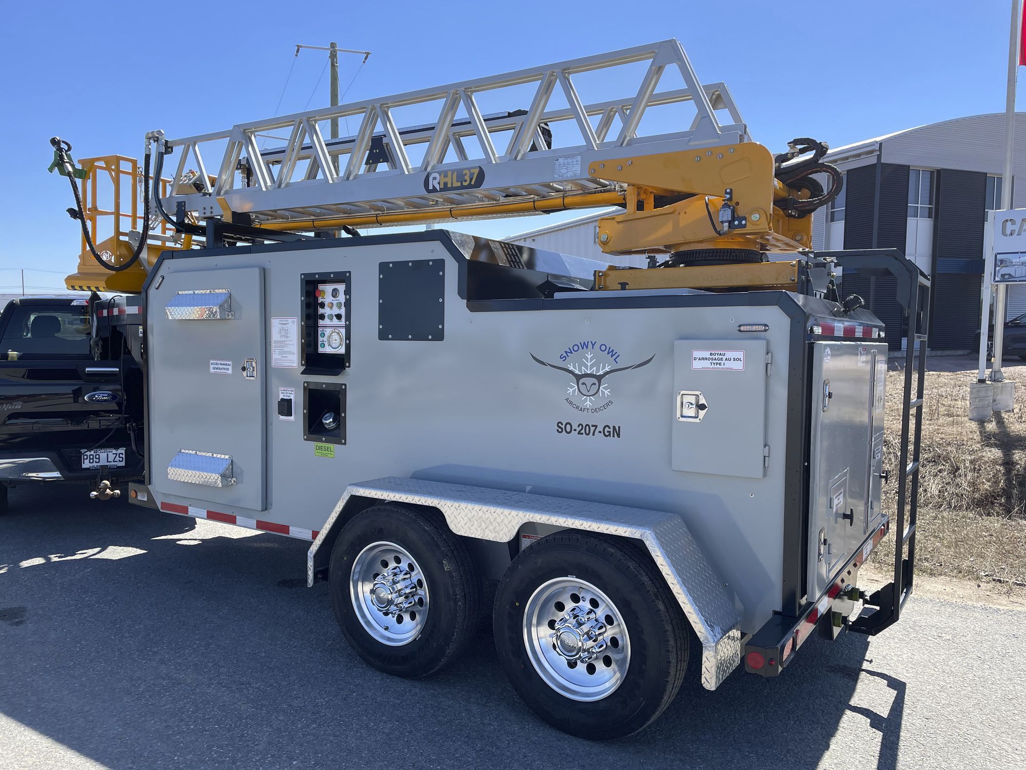 Aircraft deicing trailer - SO-207-GN - Snowy Owl Aircraft deicers - Cam ...