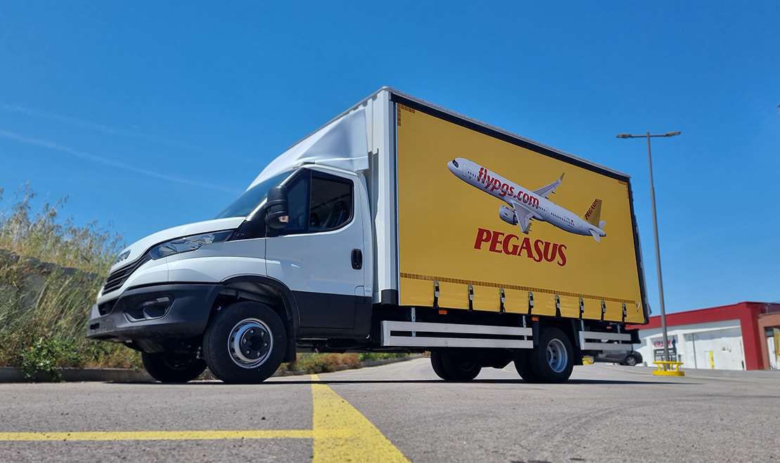 Semi-automated transfer vehicle - 6017 - MILES GSE - for airport