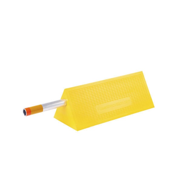 Aircraft wheel chock - Mark 6 - Rosen InnovatIon AB - rubber ...