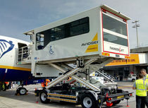 Airport ambulift - All the aeronautical manufacturers