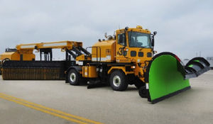 Multi-use tractor - MB5 - M-B Companies, Inc. - towbarless / with snow ...