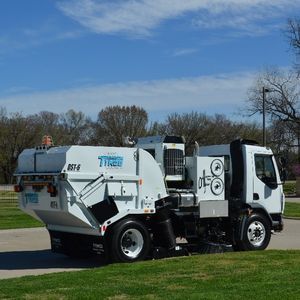 Airport runway sweeper - DST-4® - TYMCO, Inc. - ride-on