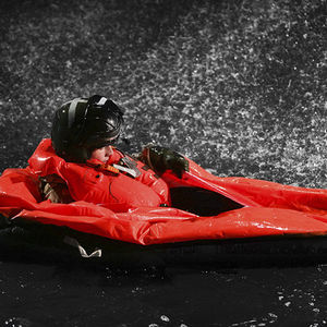 Aircraft life raft - C-130 - Survitec Group Limited