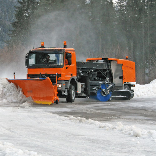 Airport runway sweeper - TJS series - AEBI SCHMIDT HOLDING AG - towed ...