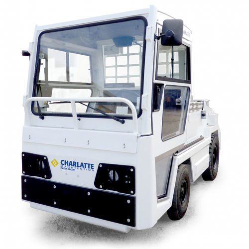 Towing tractor - T135 EVO - CHARLATTE MANUTENTION - for luggage ...