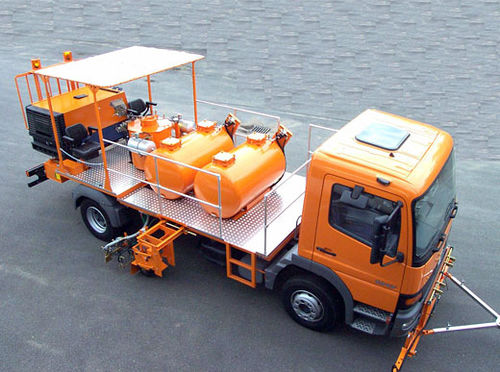 Truck-mounted paint striping machine - H36 - HOFMANN GMBH - for paint ...
