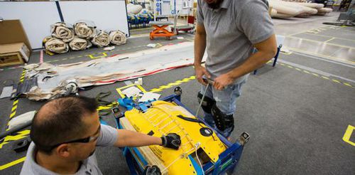 Aircraft life jacket - Safran Aerosystems - inflatable